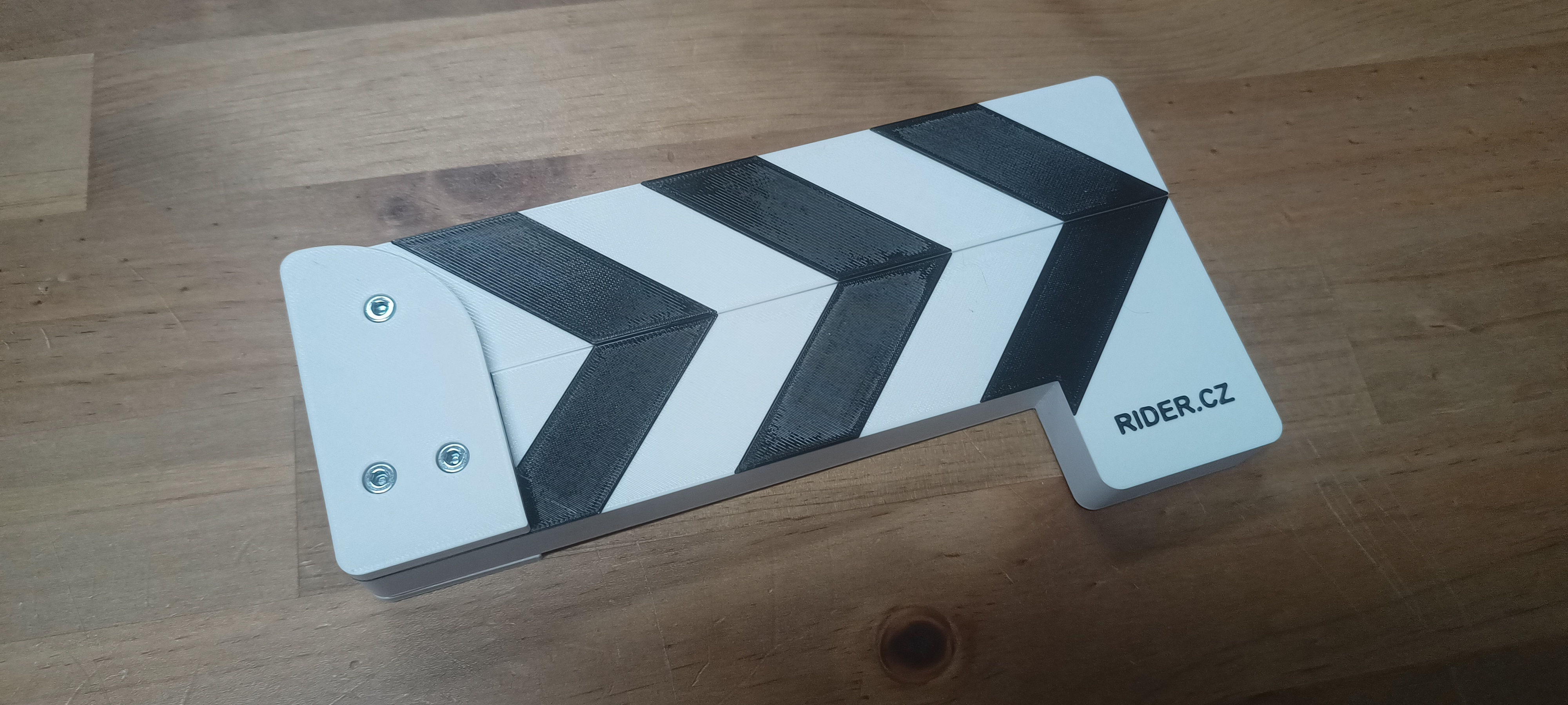 Ergonomic clapper board by Altair | Download free STL model ...