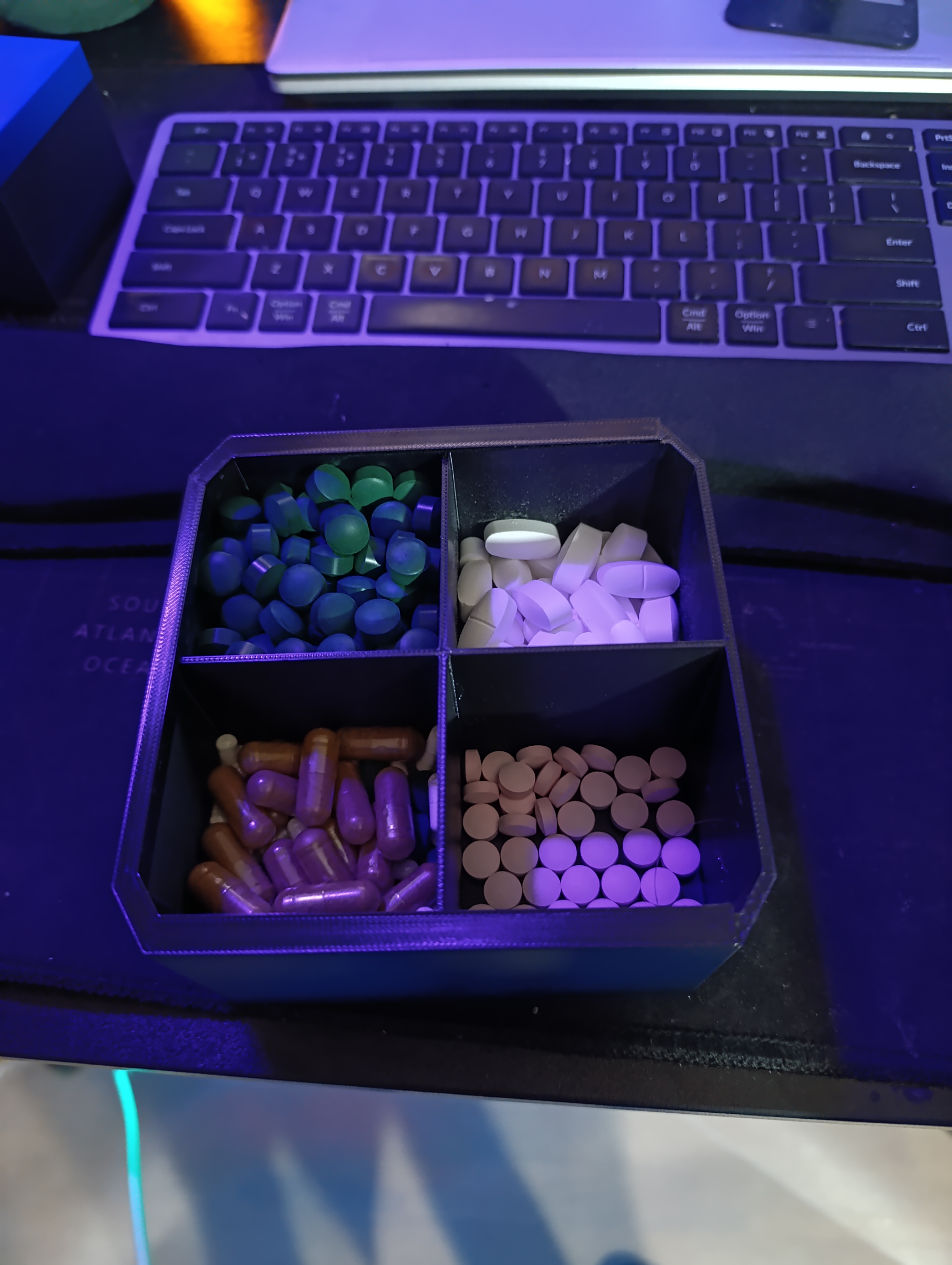 The box has four partitions by Kamil | Download free STL model ...