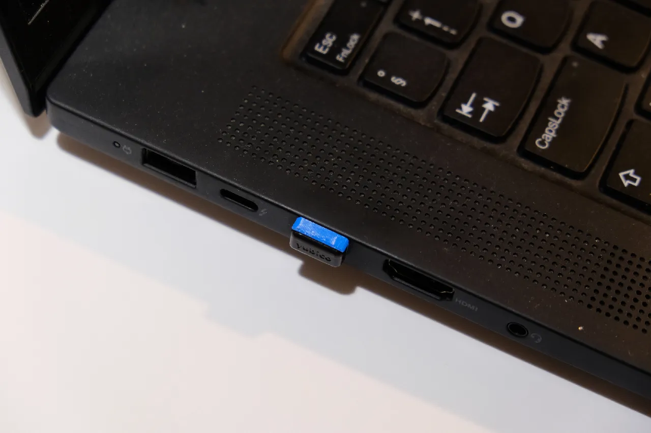 Yubikey 5C Nano Cover by mocmoc | Download free STL model | Printables.com