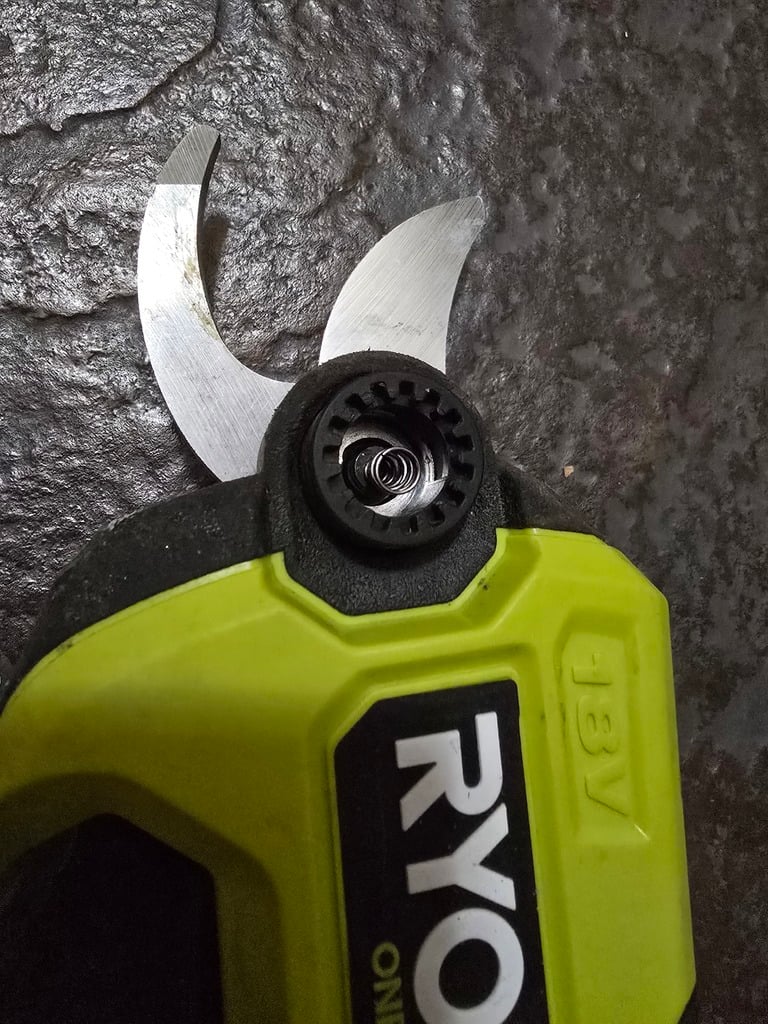 Ryobi Pruner Knob part #318642001 by wittycoder | Download free STL ...