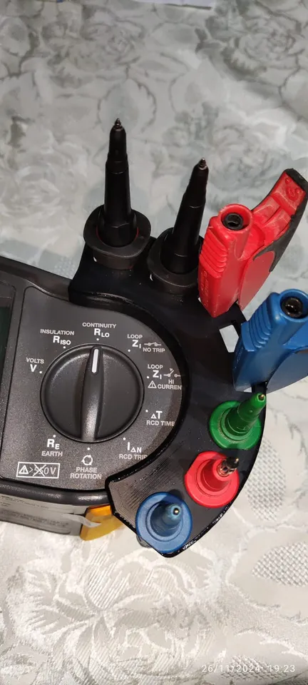 Fluke 1663 multimeter probe holder by Benbenshow | Download free STL ...