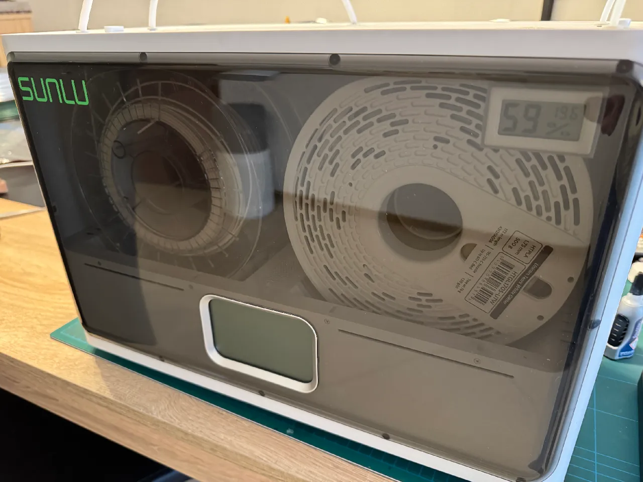 Sunlu S4 rectangular hygrometer mount by Aediel | Download free STL ...
