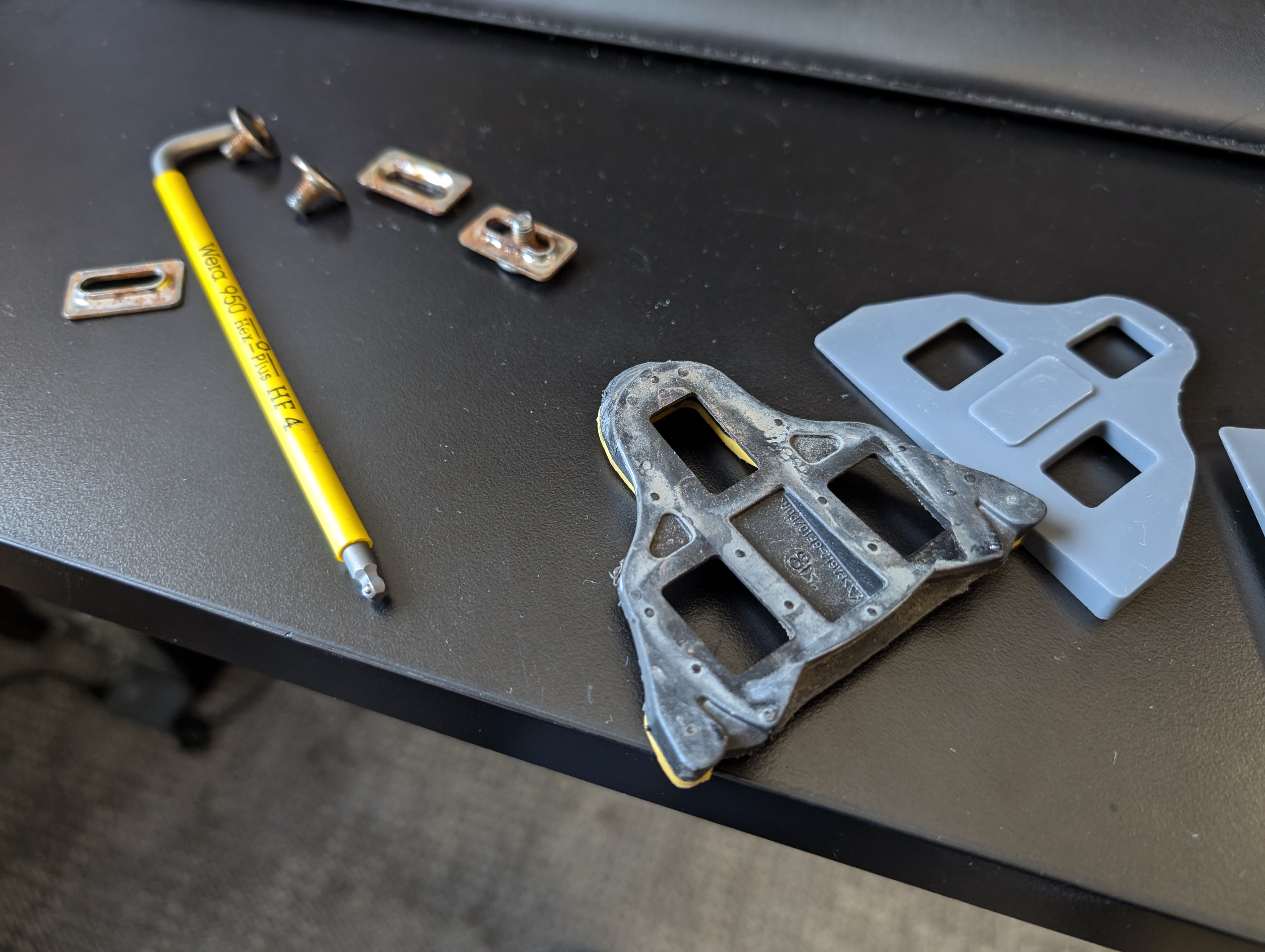 Shimano SPD-SL angled cleat shim by aiber | Download free STL model ...