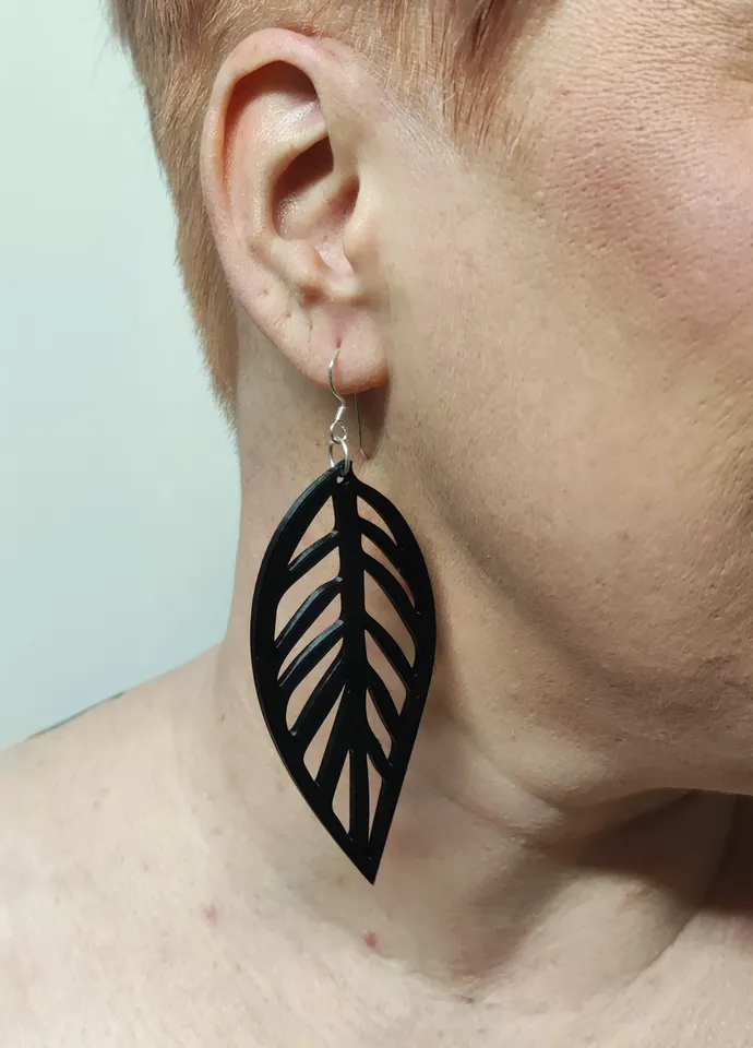 Leaf shaped earrings by 3Dnuthead | Download free STL model | Printables.com