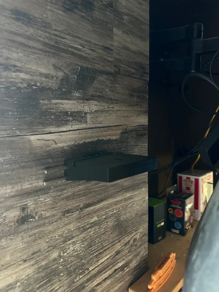 PS5 Secure Wall Mount by smysnk | Download free STL model | Printables.com