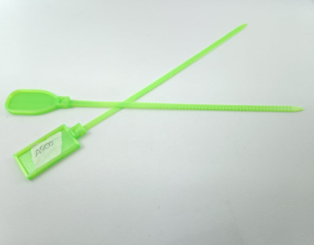 Zip Tie / Cable Tie with tag 2 Lenghts 3 Strenghts (FREECAD PARAMETRIC ...