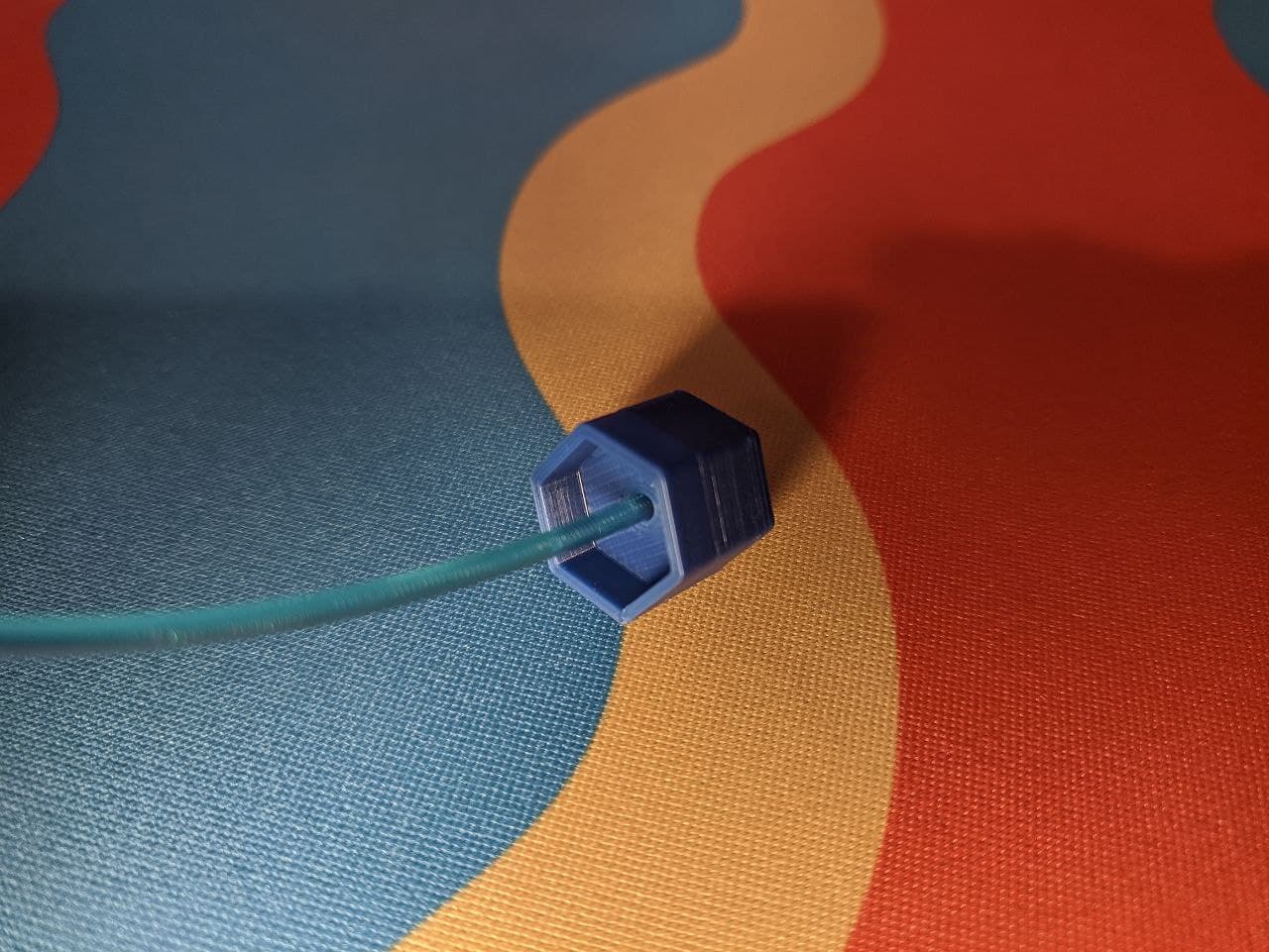 Dry box Filament holder/cover by Kunzite | Download free STL model ...