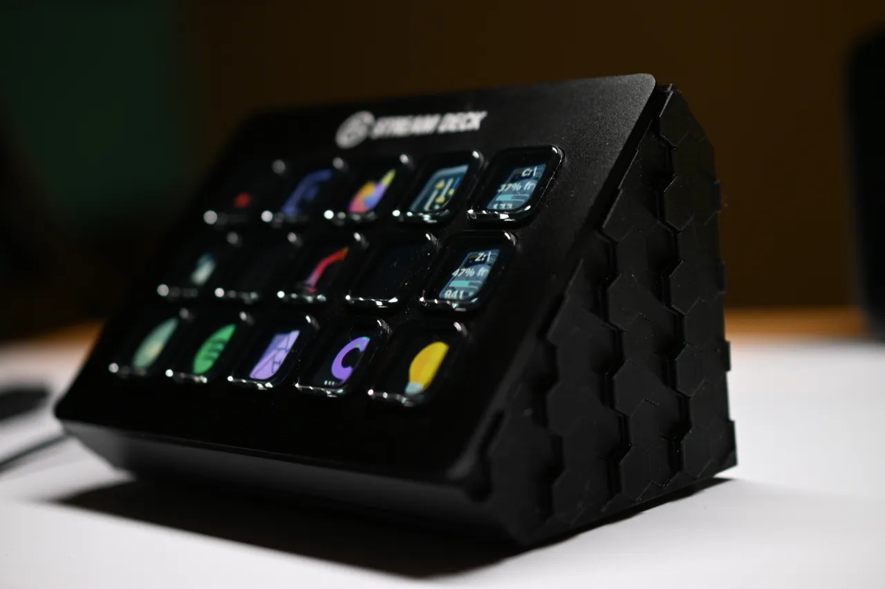 Stream Deck Stand by 20kev01 | Download free STL model | Printables.com