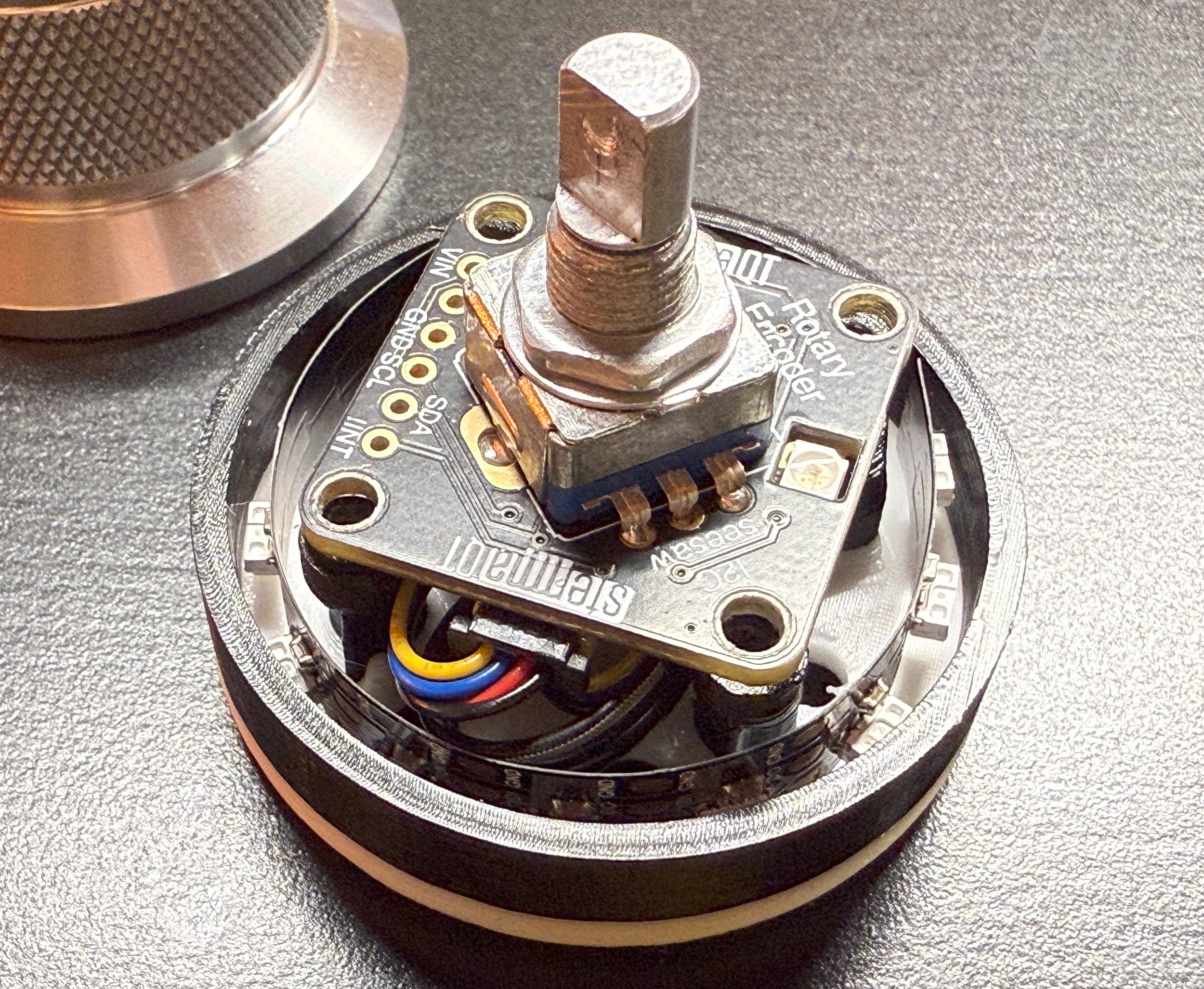 USB Media Control Dial by jbutler | Download free STL model ...