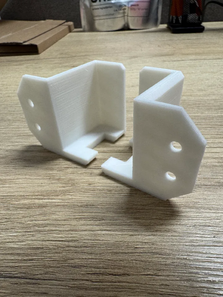 Fortigate wall mount by Daan Tholenaars | Download free STL model ...