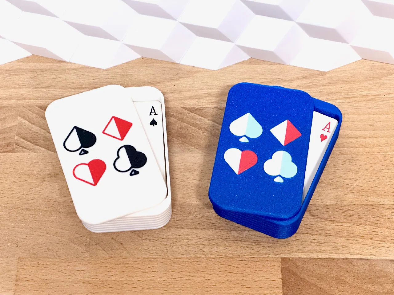 Deck Flick Box (fidget card game magnetic storage) by GlennovitS 3D ...