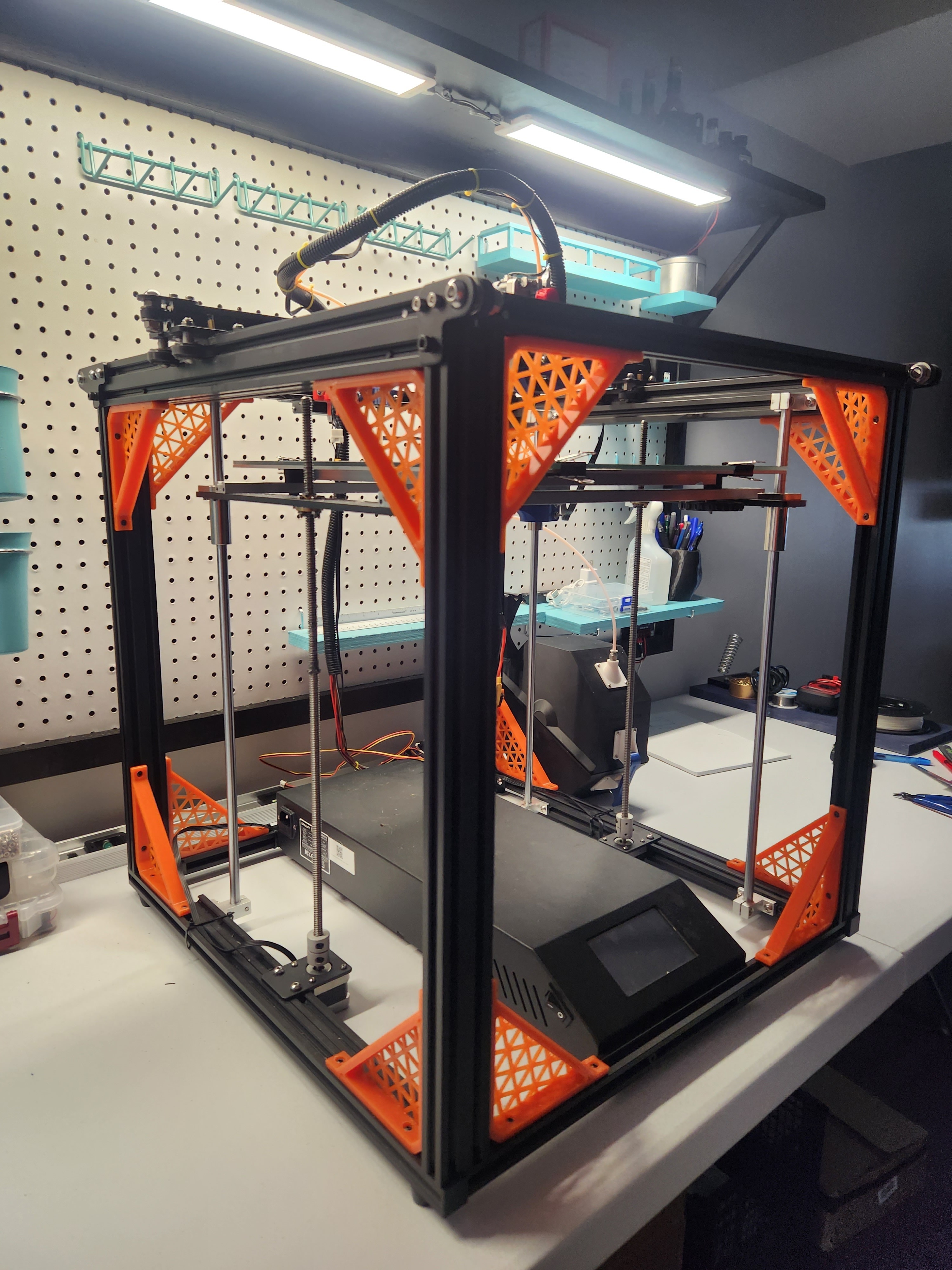2020 Extrusion Corner Bracket by Lucas Plungis | Download free STL ...