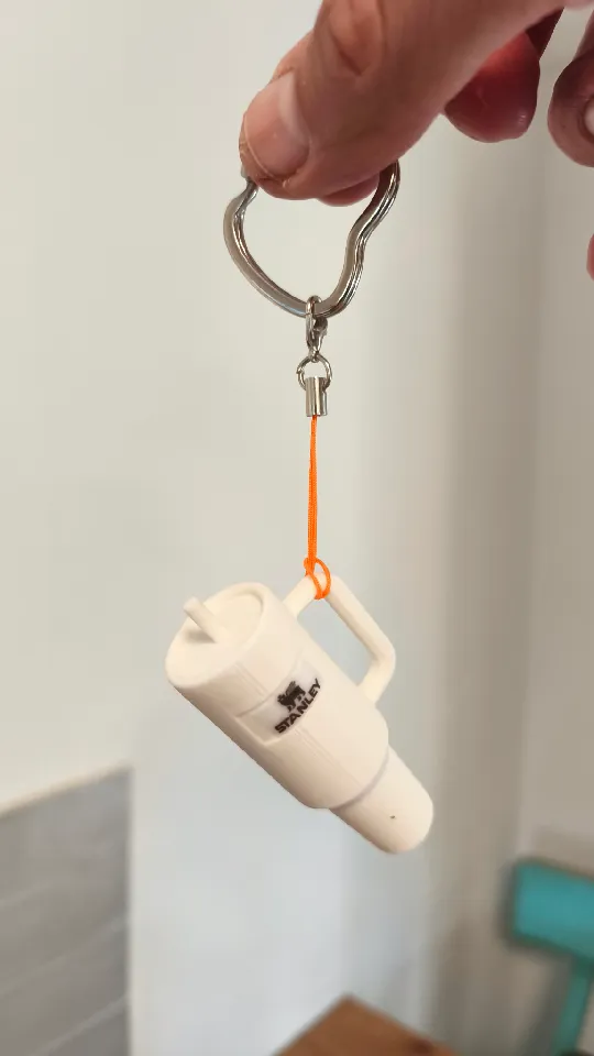Stanley thermal cup key chain by ofer k | Download free STL model ...