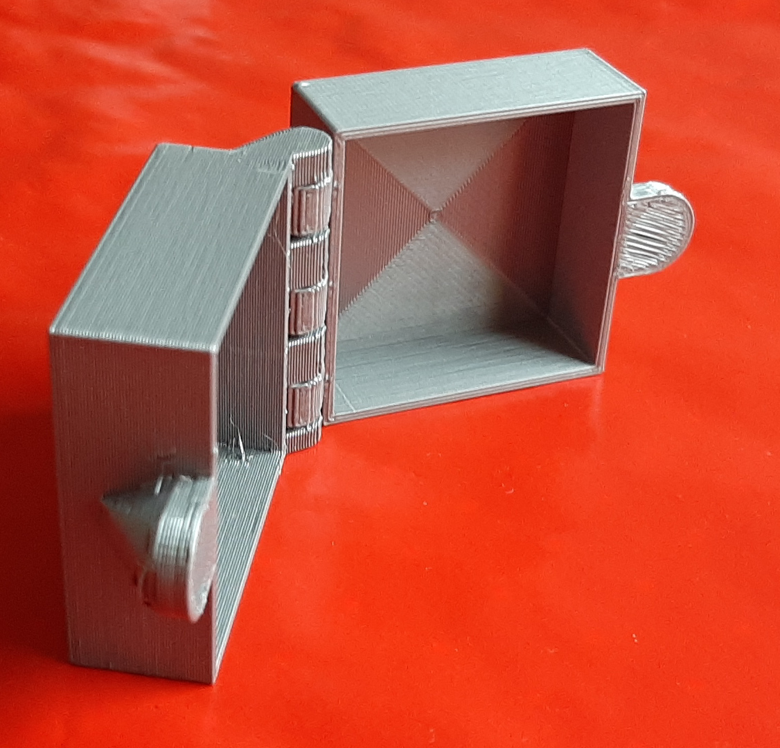 Parametric Hinged Box With Latch and Logos and Printable In One Piece ...