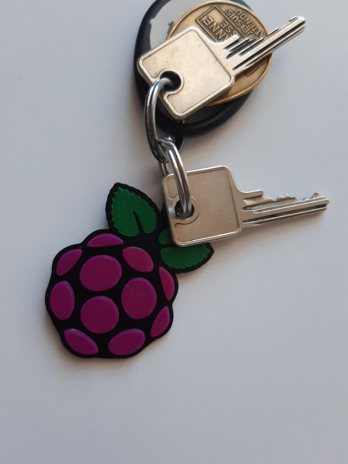 Raspberry Pi keychain von victor_frncy | Kostenloses STL-Modell ...