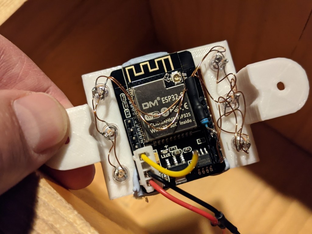 ESP32-Cam bracket for bird nesting boxes by MakerMeik | Download free ...