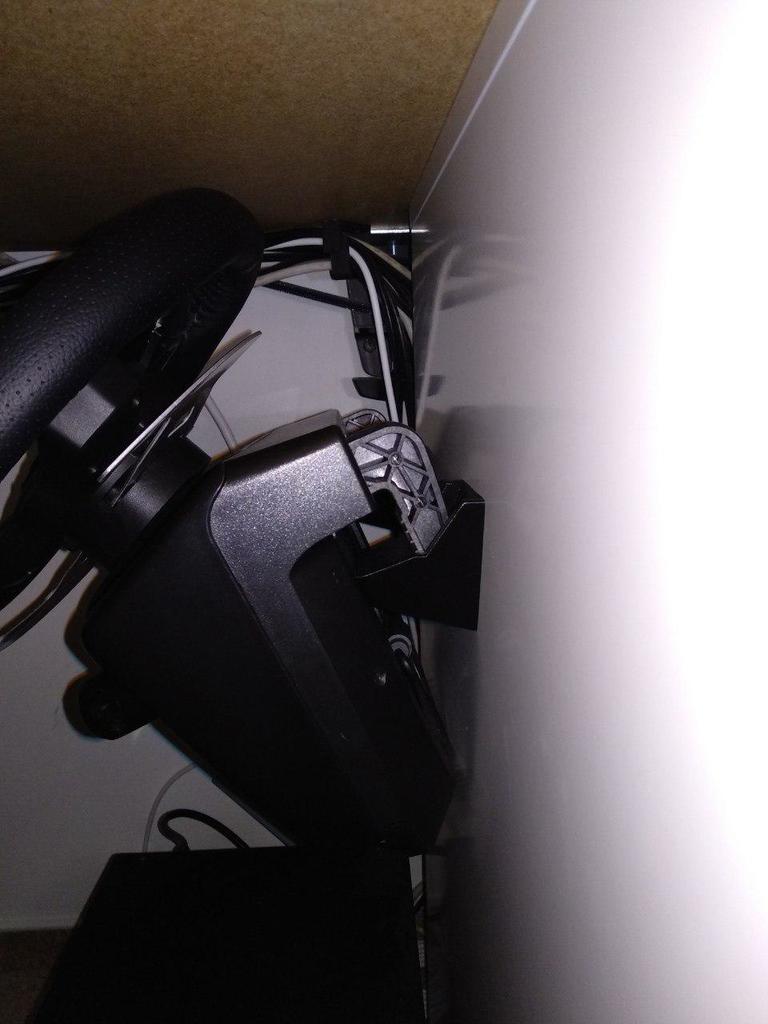 Logitech G29/G920/G27/G27 wall mount by Jan Lukeš | Download free STL ...