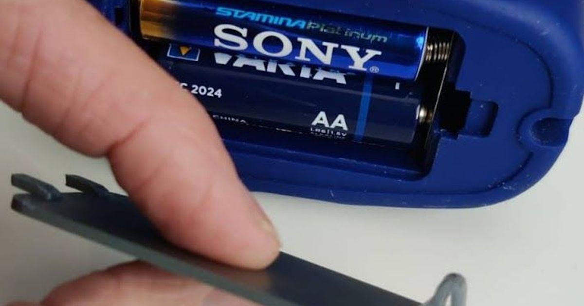 Flashlight Battery compartment lid / Batteriedeckel für Taschenlampe by ...