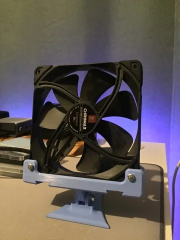 140mm Fan Stand with addons by julian428 | Download free STL model ...