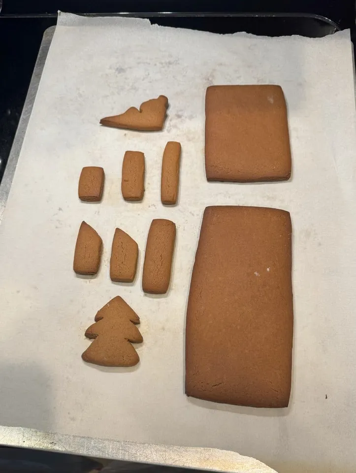 how to make lidl gingerbread house