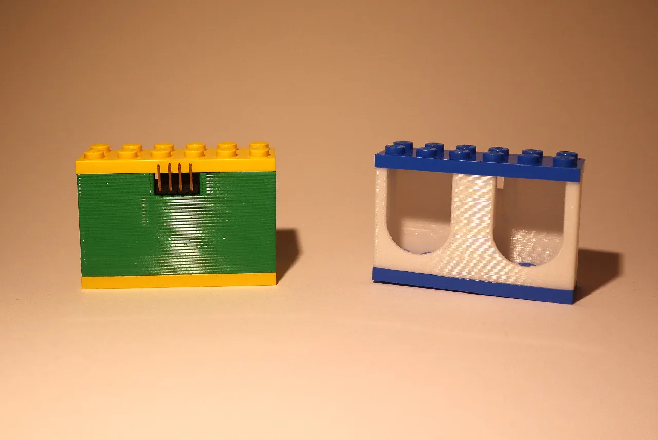 Lego-compatible Brikkitron enclosure for HC-SR04 distance sensor by ...