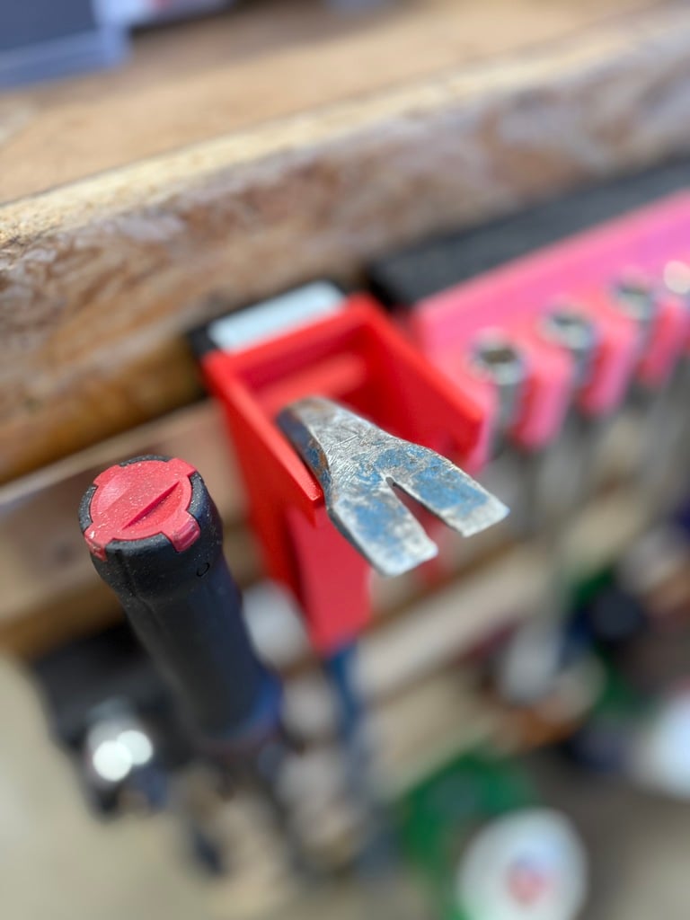 Frenchfinity French Cleat Crowbar Holder by Bastelsaal | Download free ...