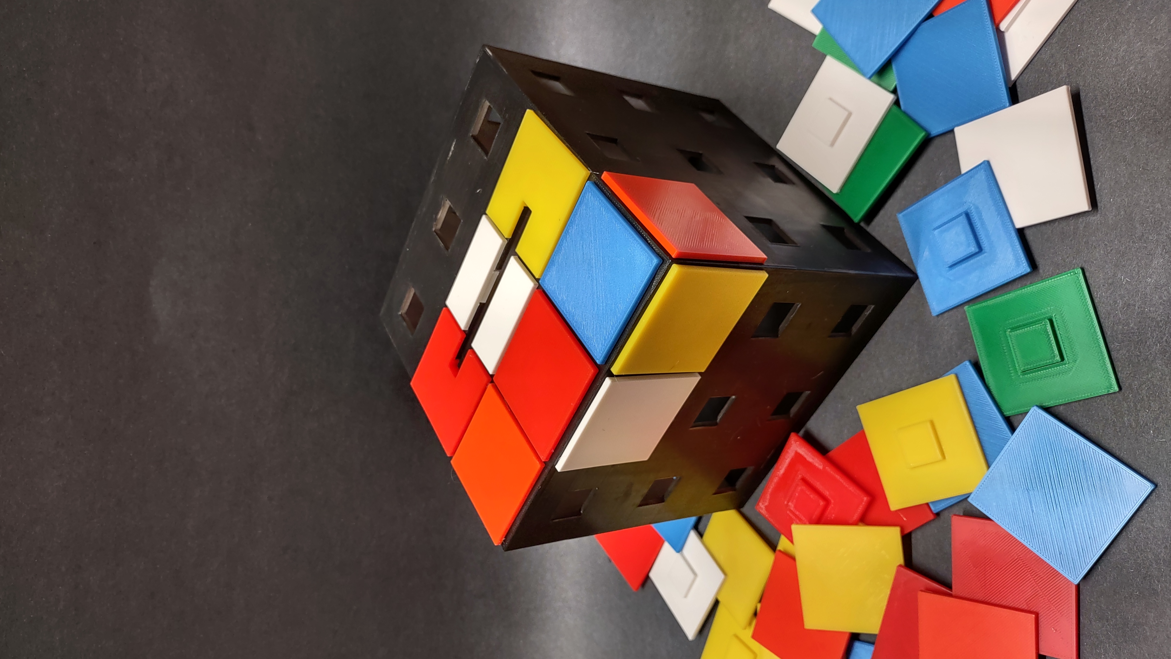 Rubik's cube tissue box by Brett Casteel | Download free STL model ...
