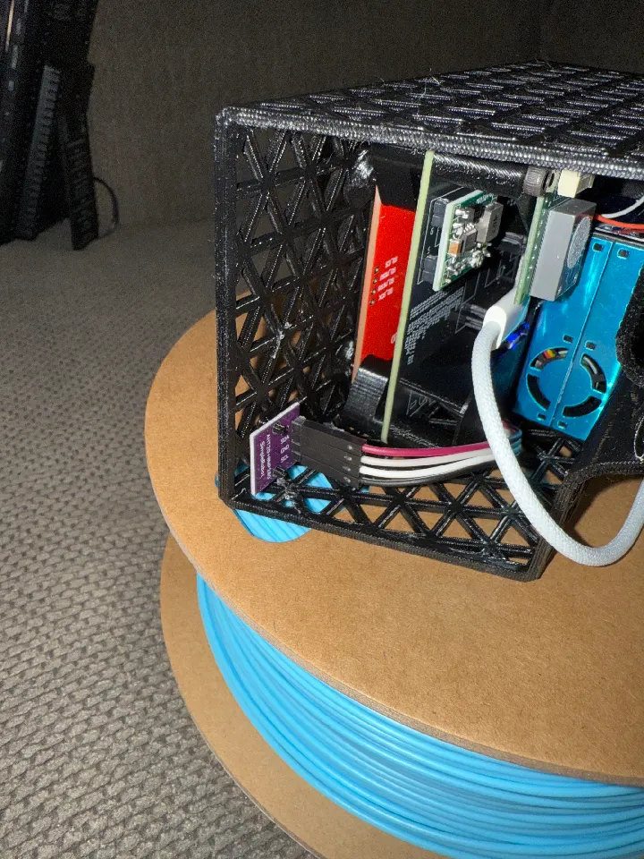 Sensorbox v2 AHT20+BMP280 mount by Billy Williams | Download free STL model | Printables.com