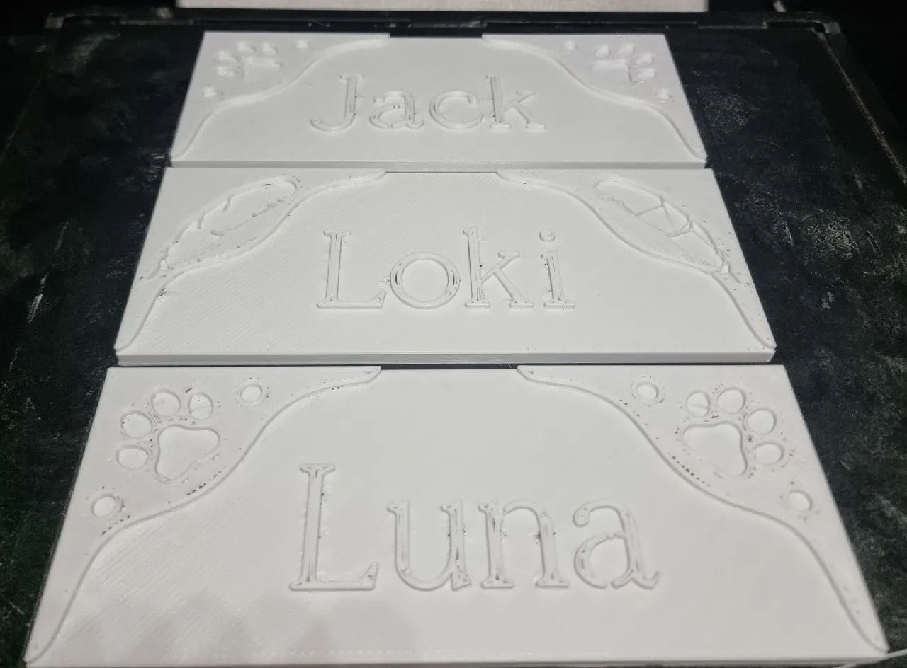 Pet name plaques signs by FitzyLoki | Download free STL model ...