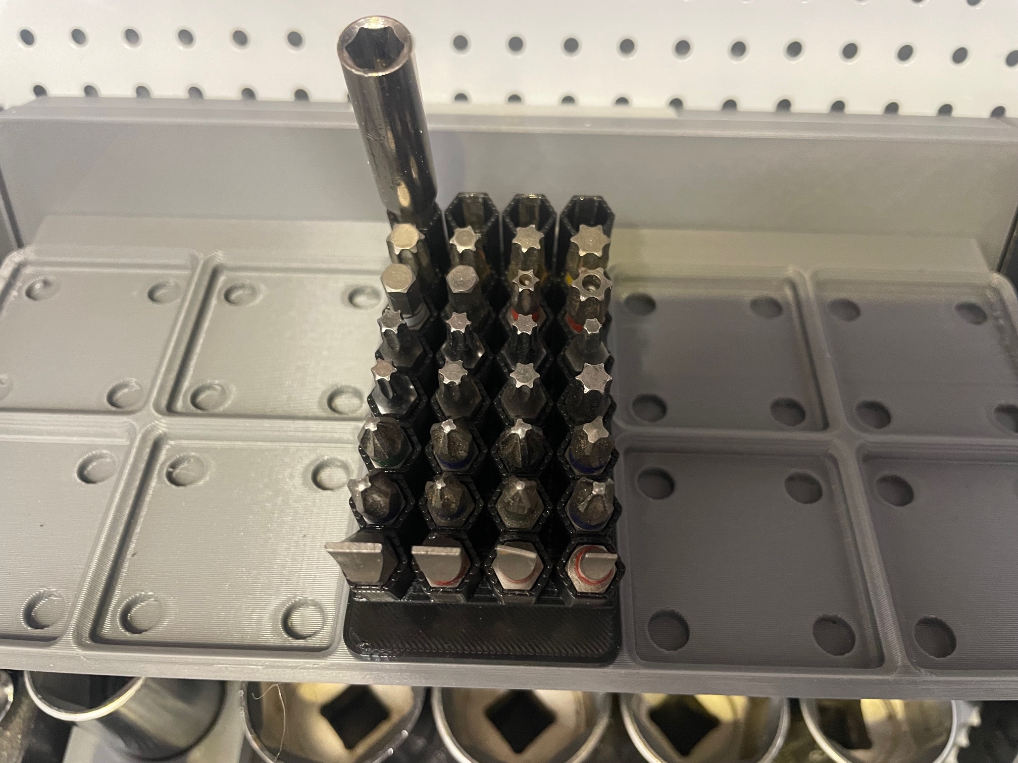 hex bit holder 1x2 bin gridfinity by Richard Schalander | Download free STL model | Printables.com
