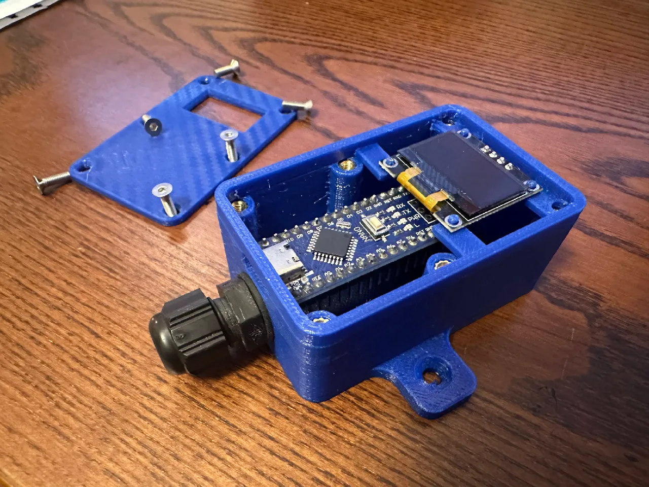 Gehäuse für OLED 1,8 und Arduino Nano by Eugen | Download free STL ...