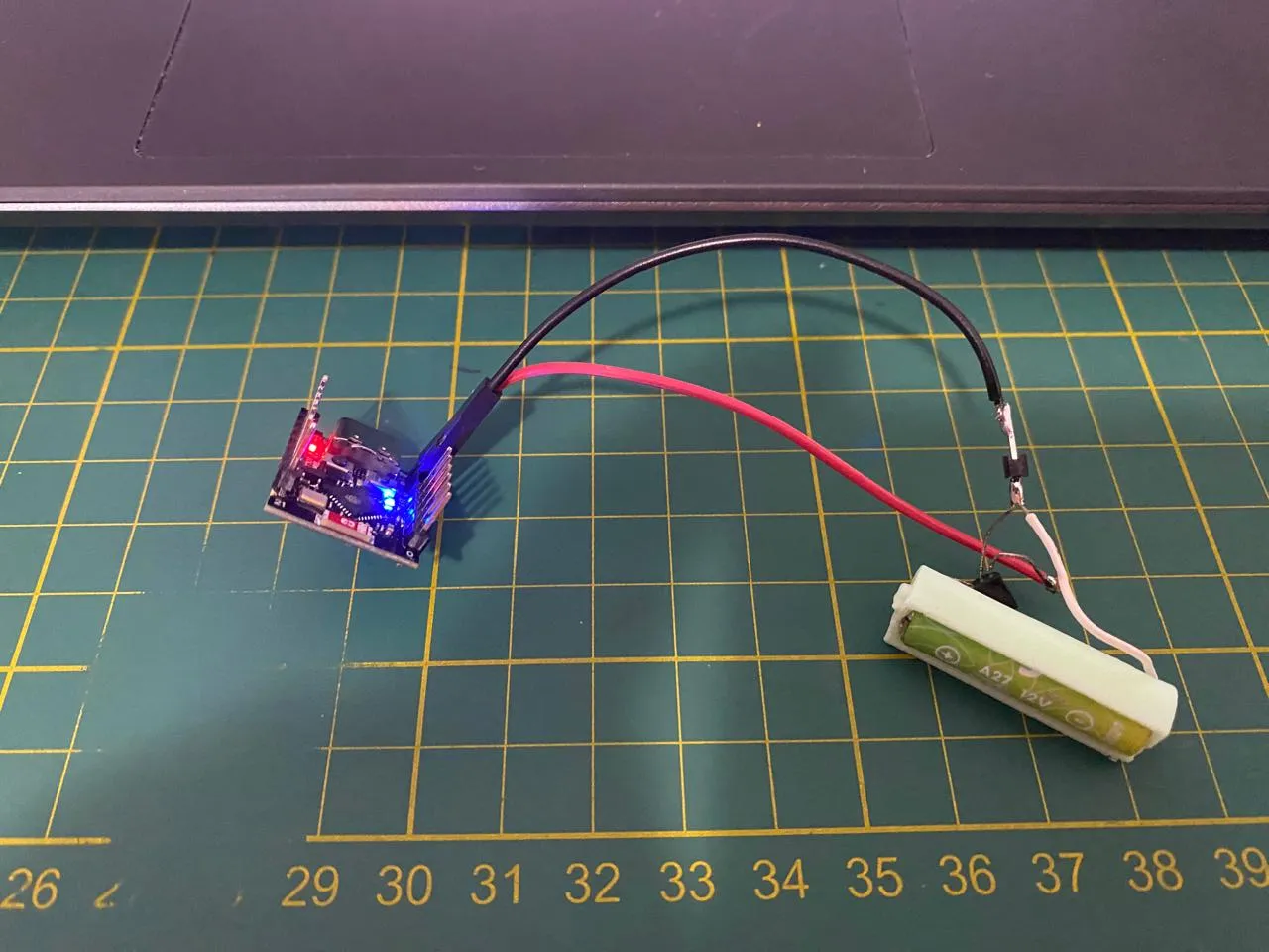 A27 Battery Holder by Ricardo Teixeira | Download free STL model ...