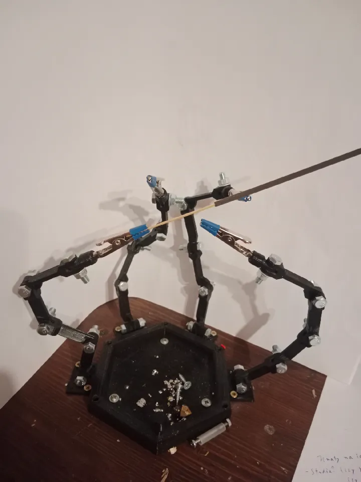 Soldering third hand by Roberrto | Download free STL model | Printables.com