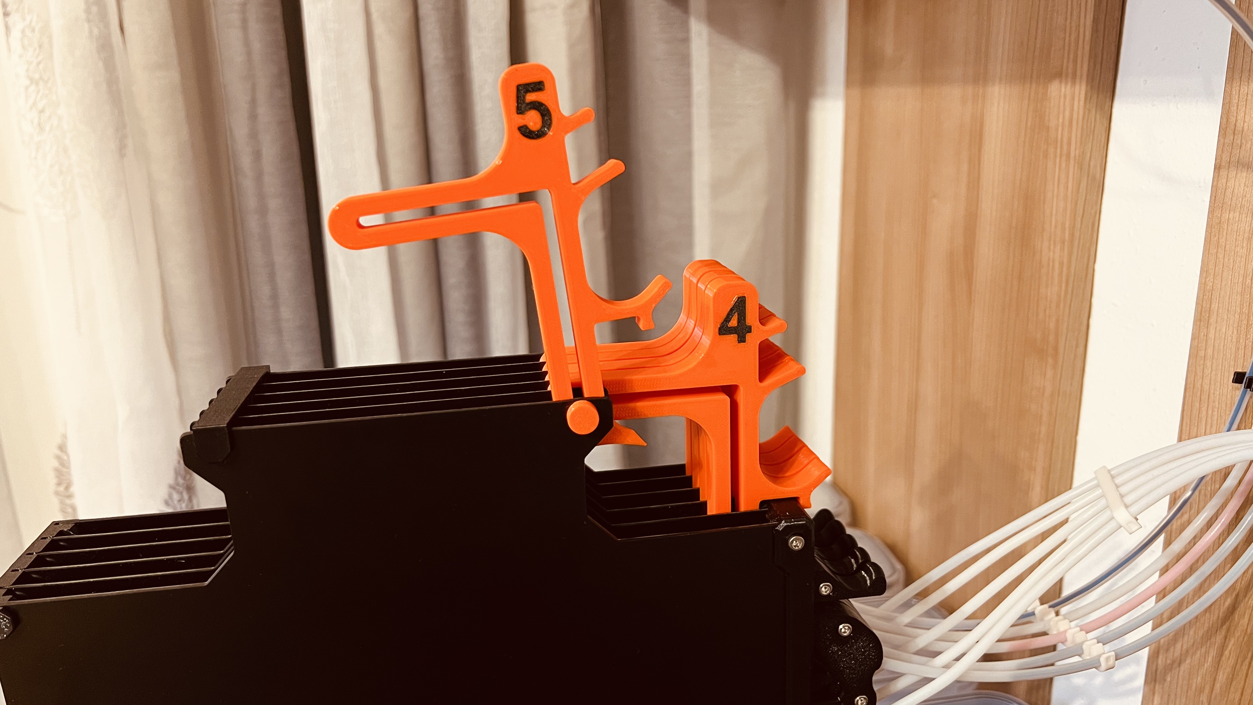 MK4 MMU3 Filament Buffer Loading Aid by GT3D | Download free STL model ...