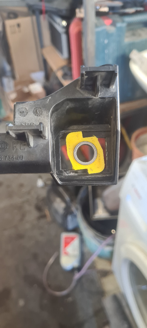 Light Holder BME by RB86 | Download free STL model | Printables.com