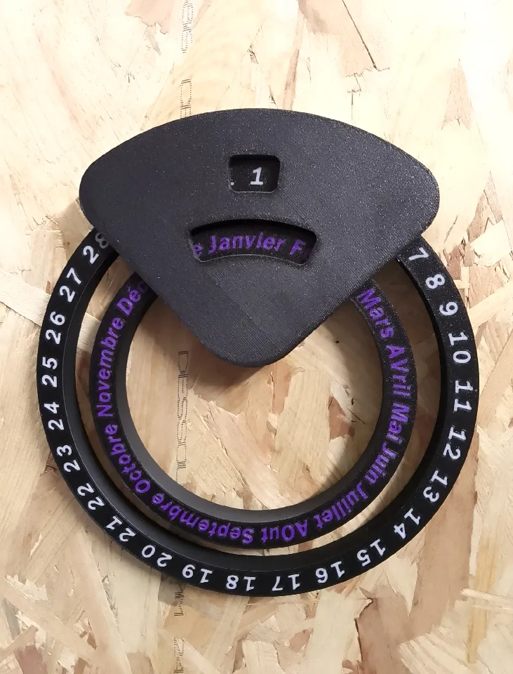 Rotating wall calendar by Babass1664 | Download free STL model ...