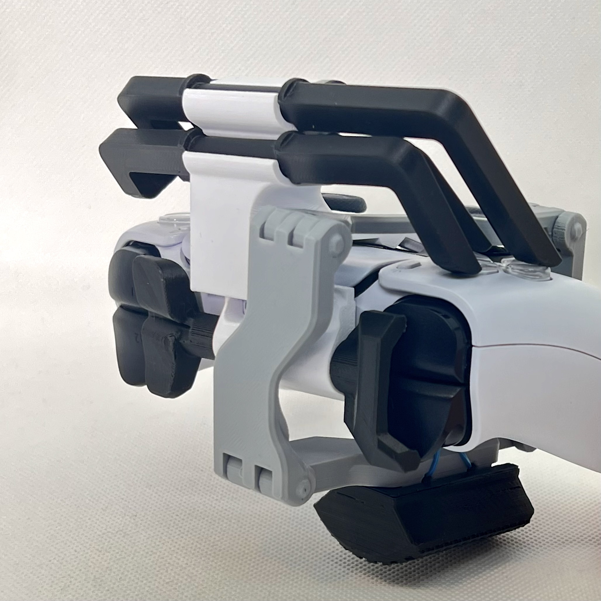 One-handed DualSense by Akaki | Download free STL model | Printables.com