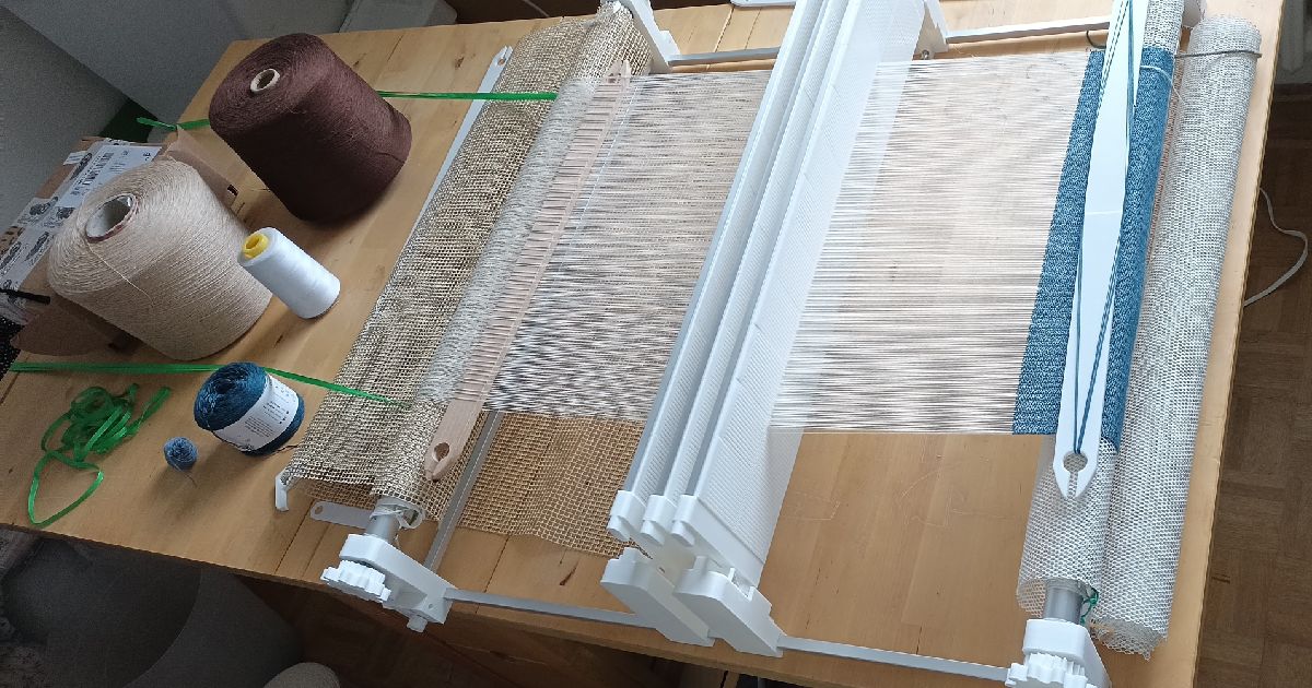 DF Loom: A Simple and Flexible Rigid Heddle Loom od autora Daniel F ...
