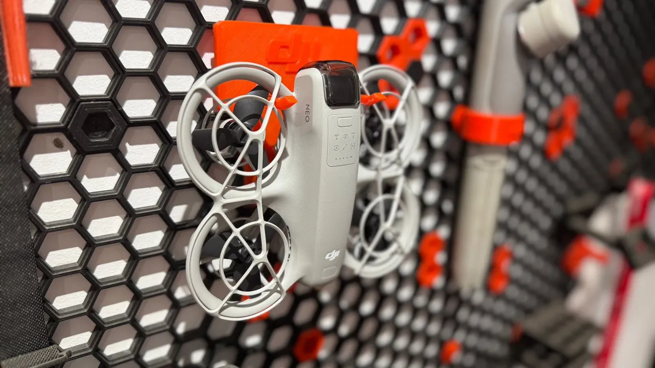 Drone DJI Neo Wallmount by Ariel Rod | Download free STL model ...