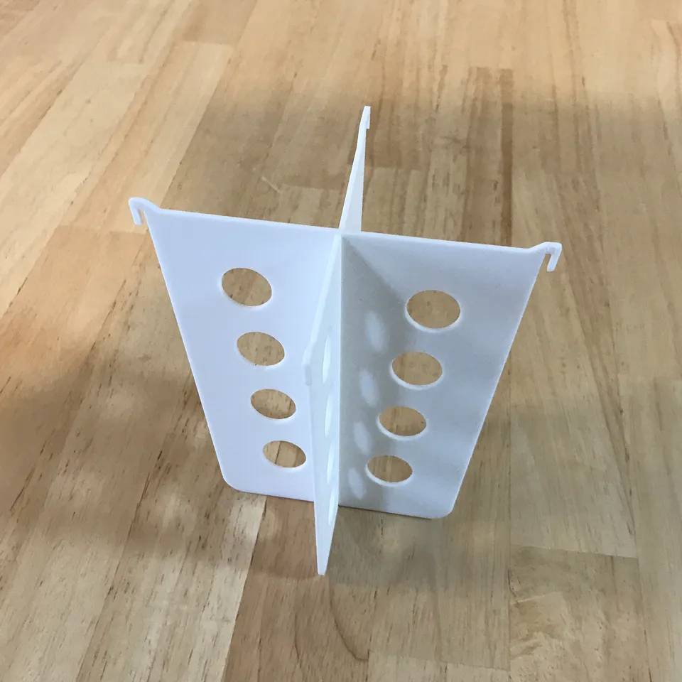 4-Section Divider for SUNNERSTA Container by wooshishi | Download free ...