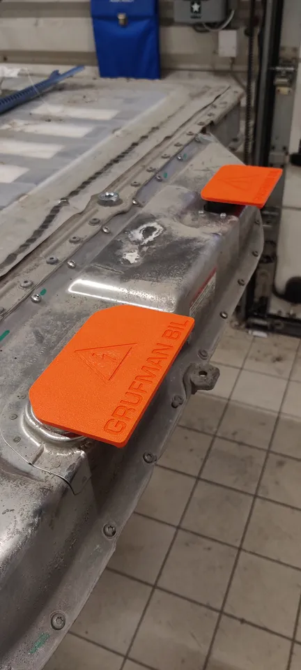 Tesla High Voltage Battery Connector Cover by Grufman Bil | Download ...