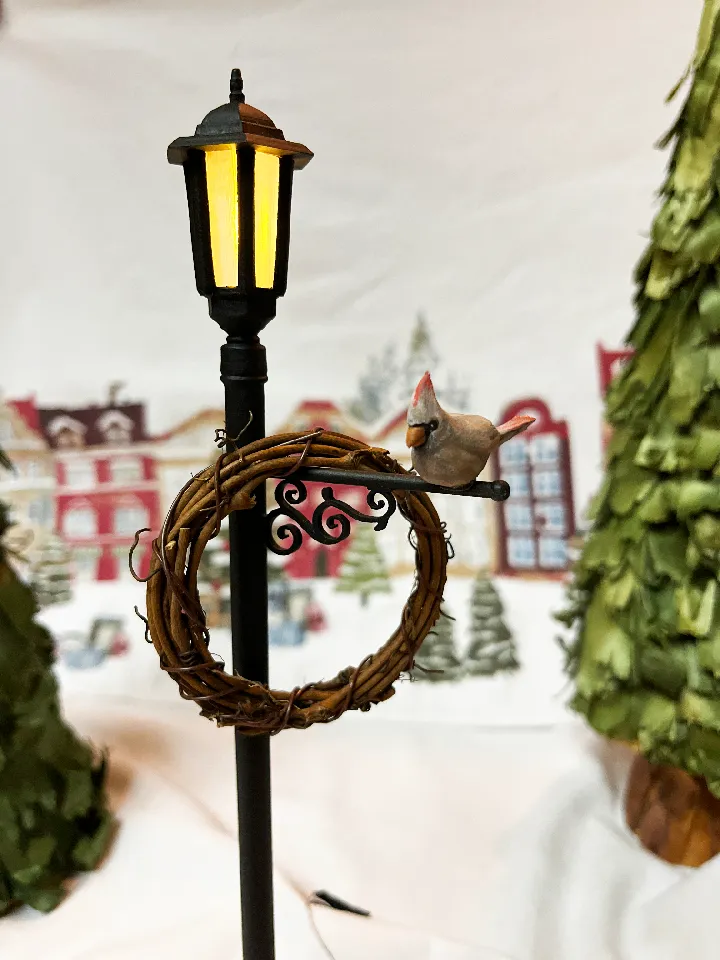 Christmas Lamp Post w/Cardinals (Optional Lighting!) by Falchion ...