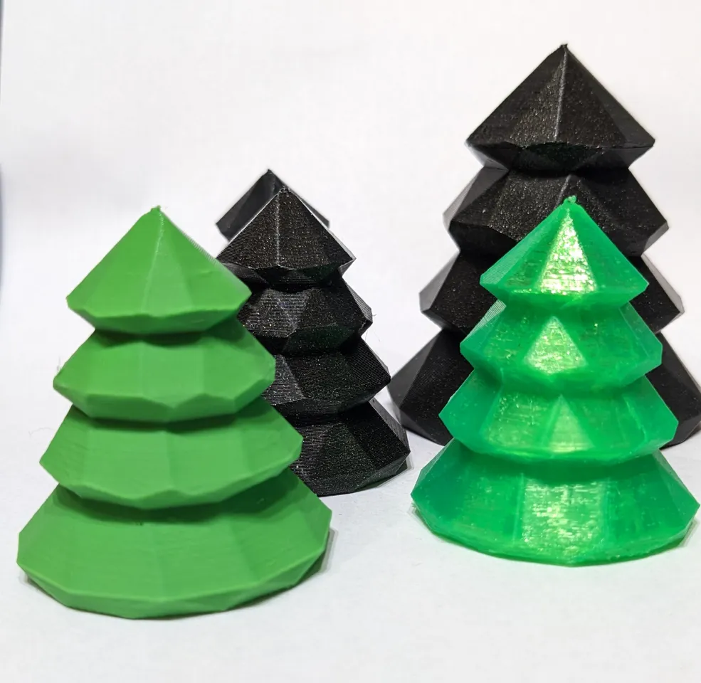 Low Poly Christmas Tree by Valentin | Download free STL model ...