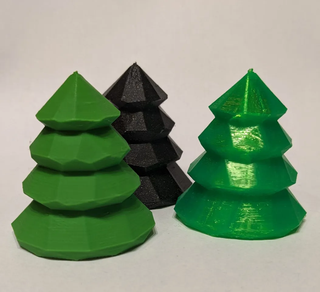 Low Poly Christmas Tree by Valentin | Download free STL model ...