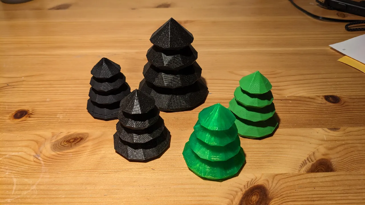 Low Poly Christmas Tree by Valentin | Download free STL model ...