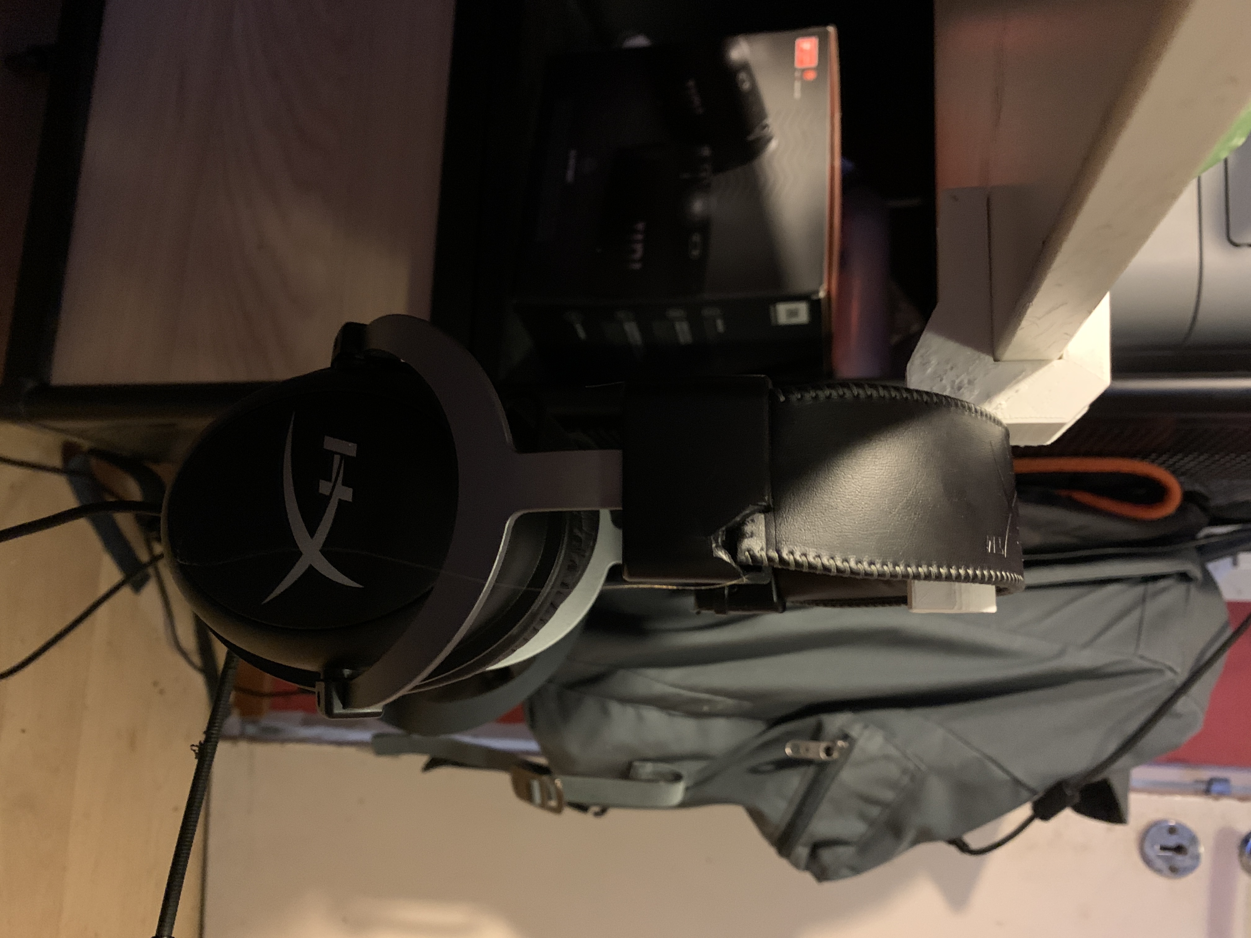 ikea desk headset hook by ammonitti | Download free STL model ...