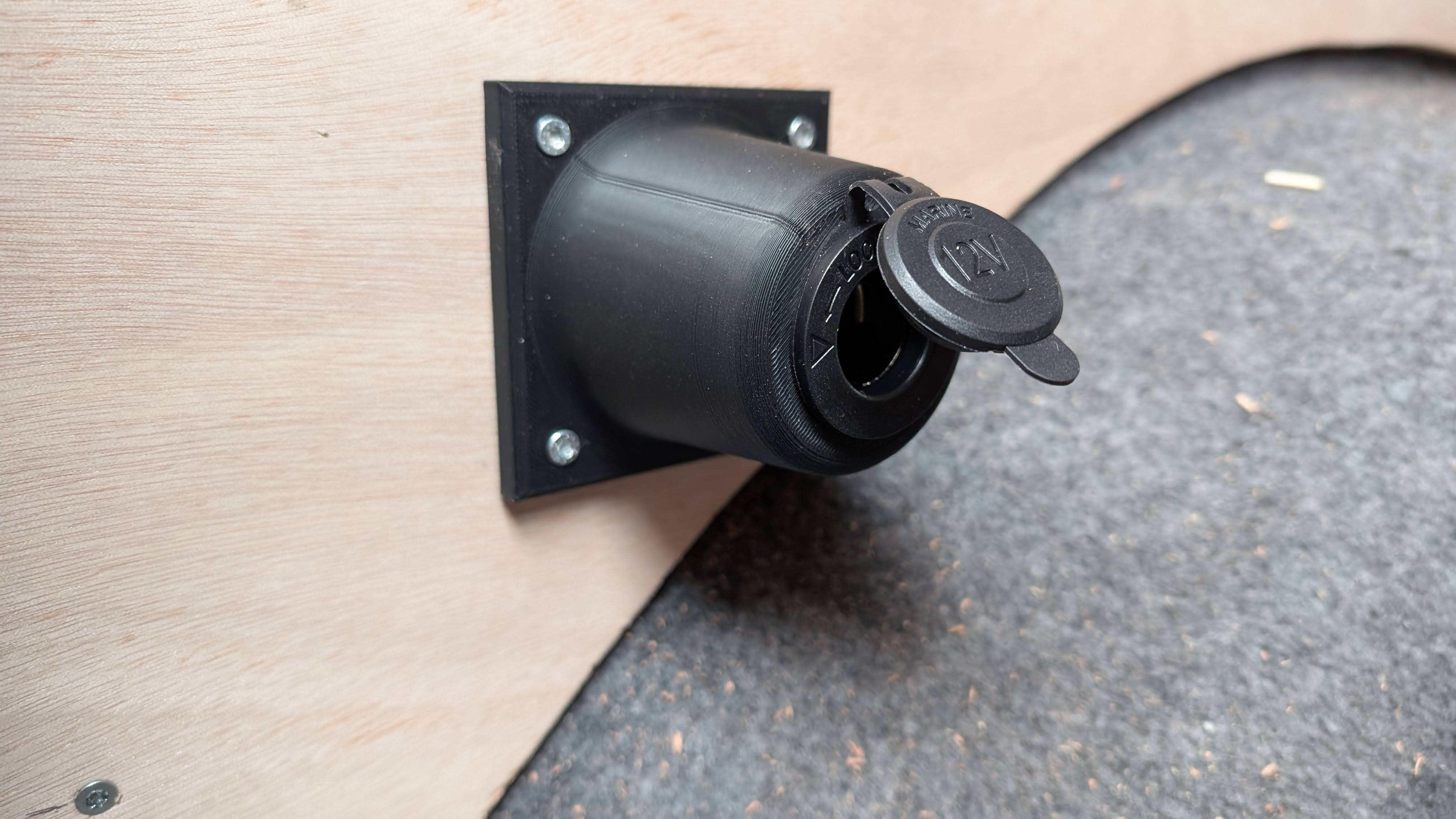 12v socket wall mount by Gette | Download free STL model | Printables.com
