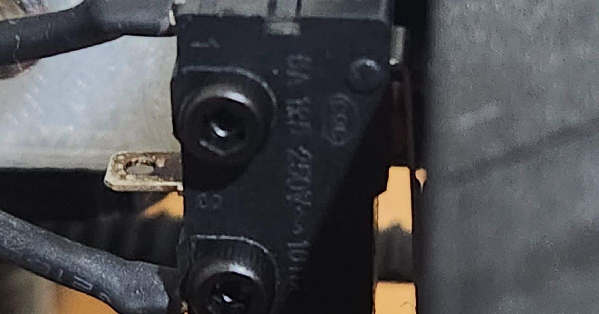 Limit switch mount on 20 mm extrusion by om1234kar | Download free STL ...