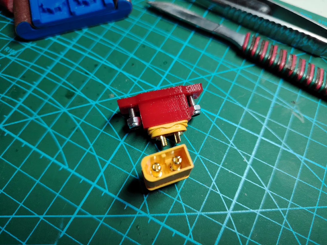 XT60 Panel Mount by Andrey Zhuravlev | Download free STL model ...