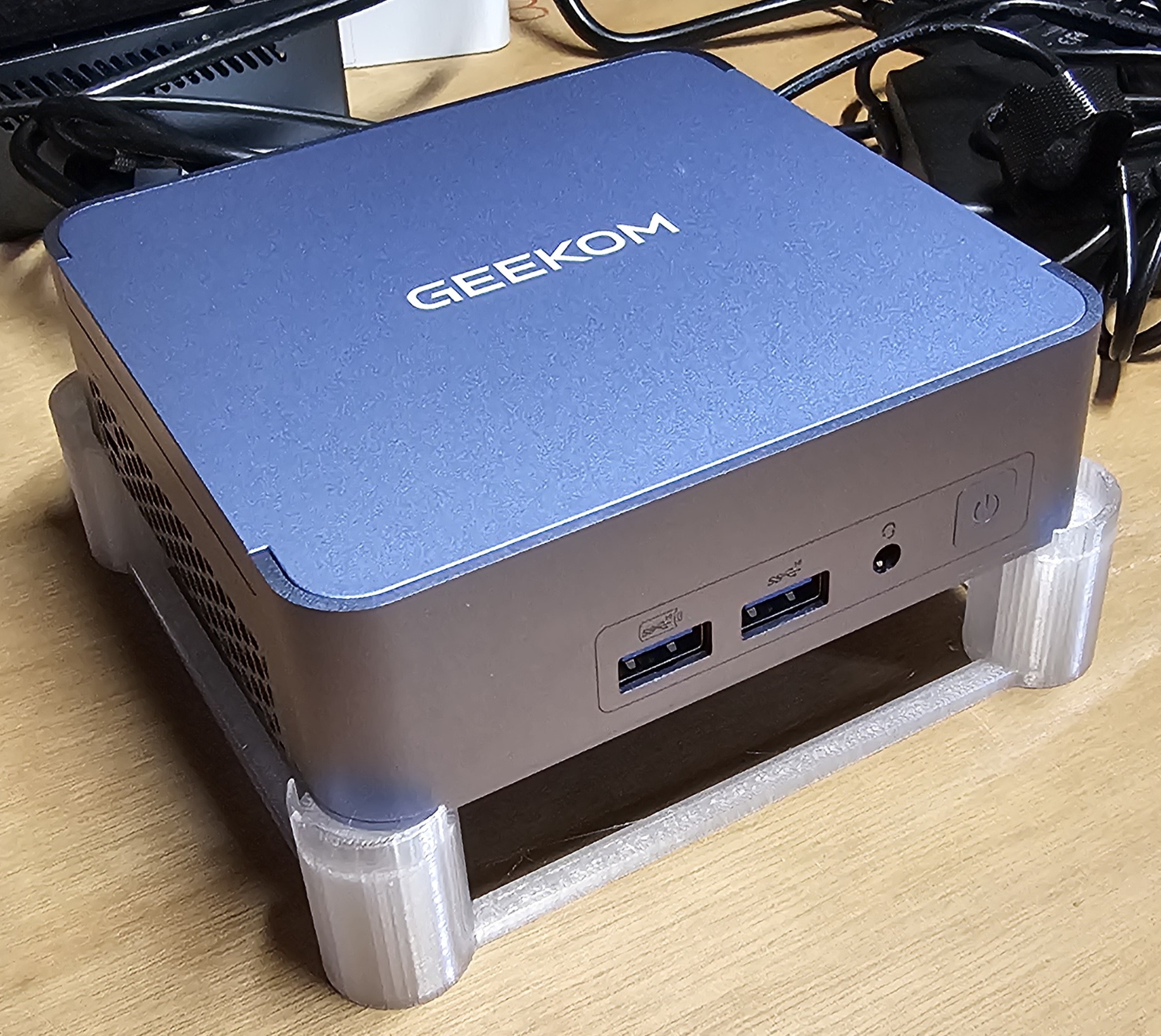 Support/stand for minipc GEEKOM for better cooling - Adjustable by Hervea | Download free STL ...